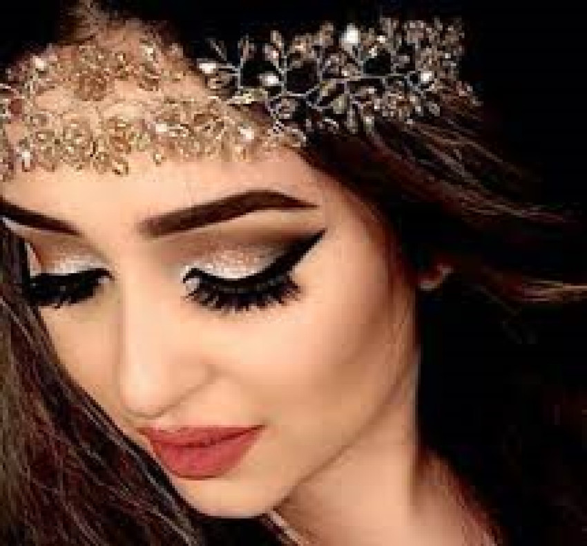 Girls makeup store