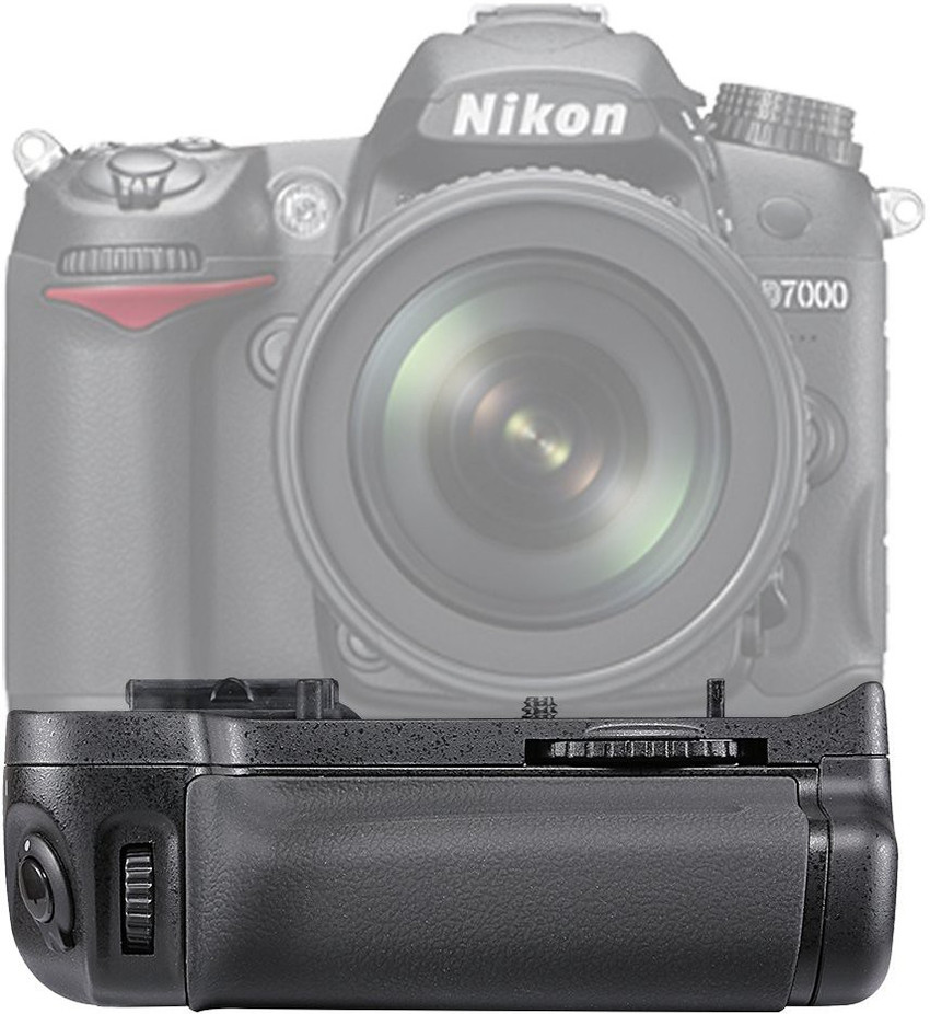 Nikon D7000 With Battery Grip