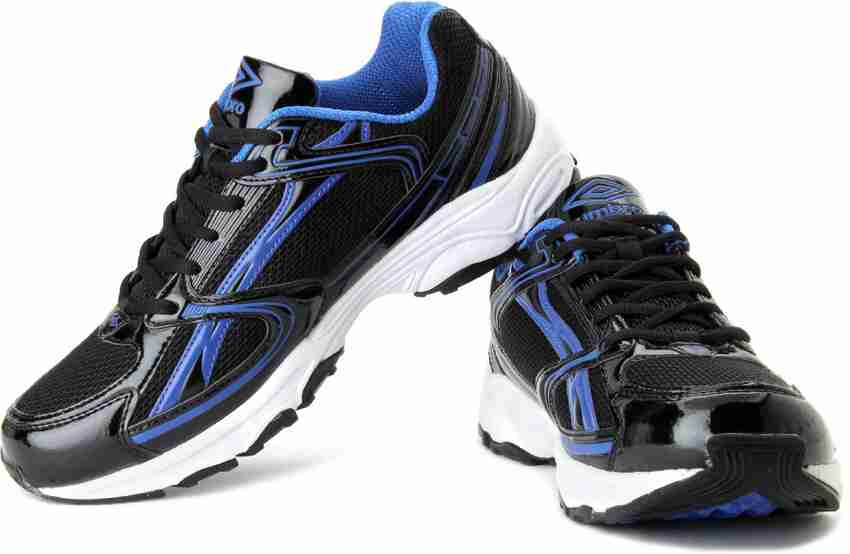 Umbro shoes flipkart store