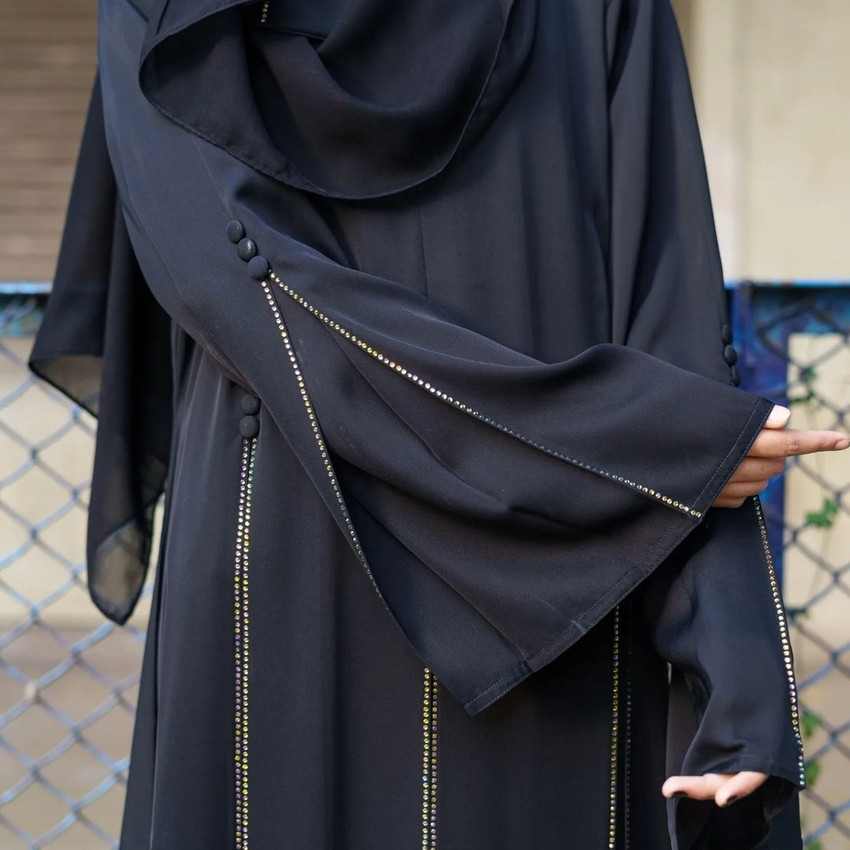 Simple Burqa Designs In Diamond