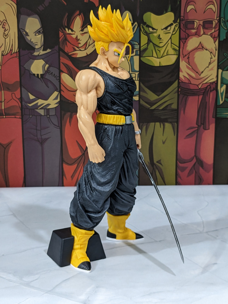 Dragon Ball Z Trunks Super Saiyajin 1000