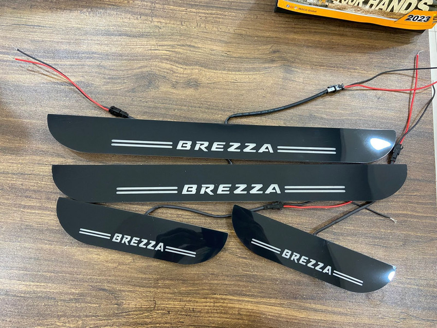 Brezza door light store