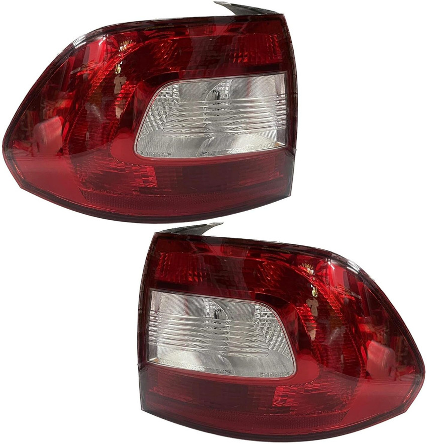 Skoda rapid tail light price store
