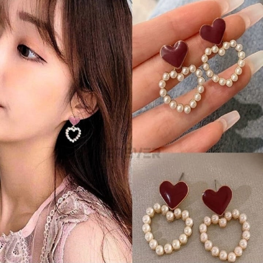 Cute heart earrings store