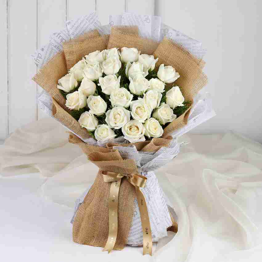 FNP Fresh White Roses Bouquets Price in India Buy FNP Fresh White Roses Bouquets online at Flipkart