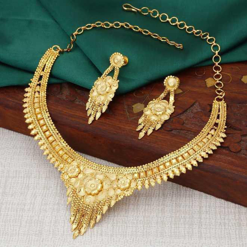 TONOLIKA JEWELLERY Alloy Gold plated Gold Jewellery Set Price in India Buy TONOLIKA JEWELLERY Alloy Gold plated Gold Jewellery Set Online at Best Prices in India Flipkart