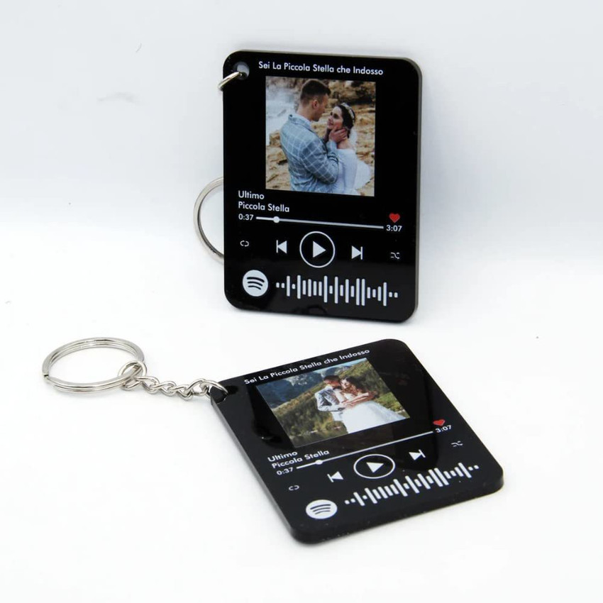 90s Music Player Keychain