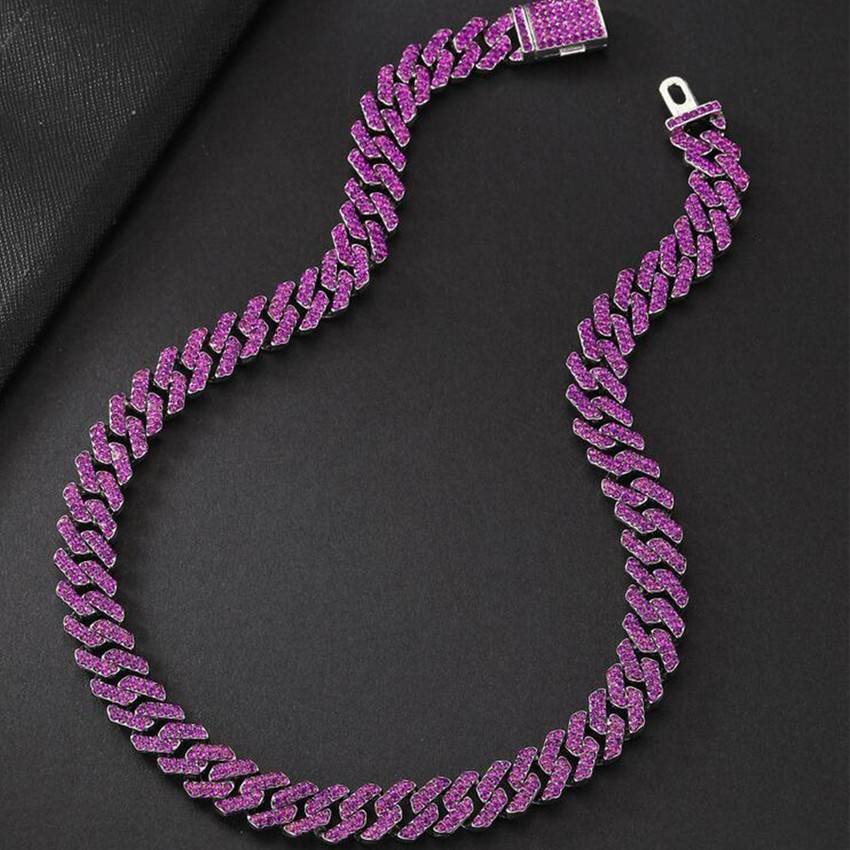 Purple diamond chain store