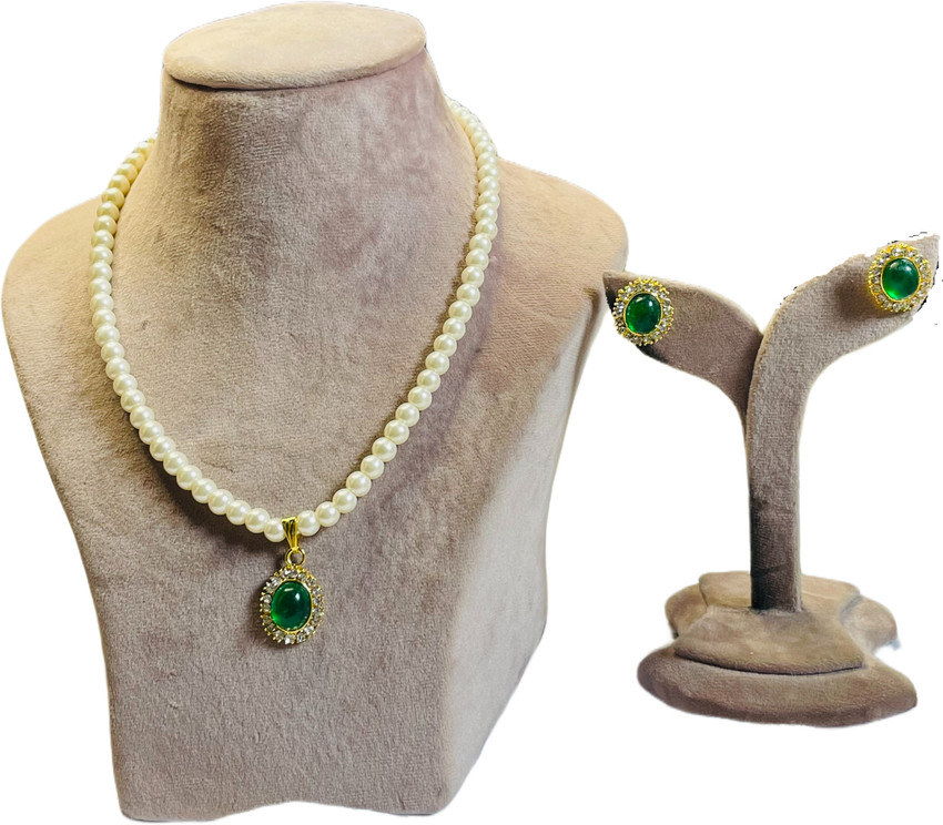 Precious pearl necklace store
