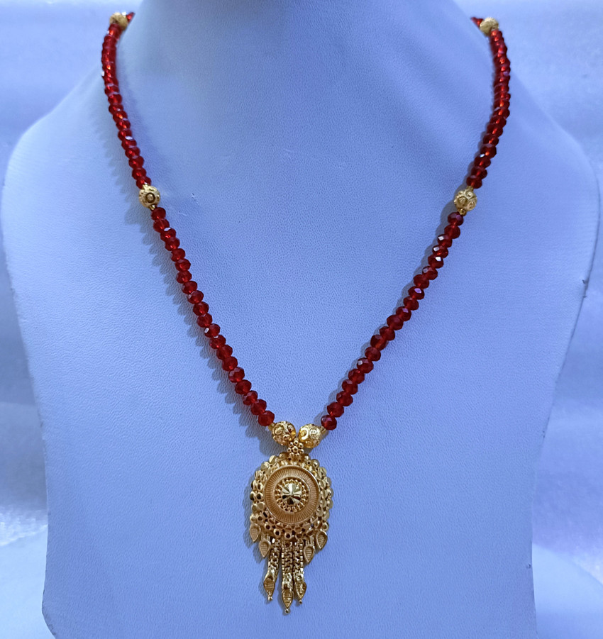DDVS FASHION Gold plated 8 Inch Brass Crystal Necklace Set Crystal Gold plated Plated Brass Necklace Price in India Buy DDVS FASHION Gold plated 8 Inch Brass Crystal Necklace Set Crystal Gold plated P...