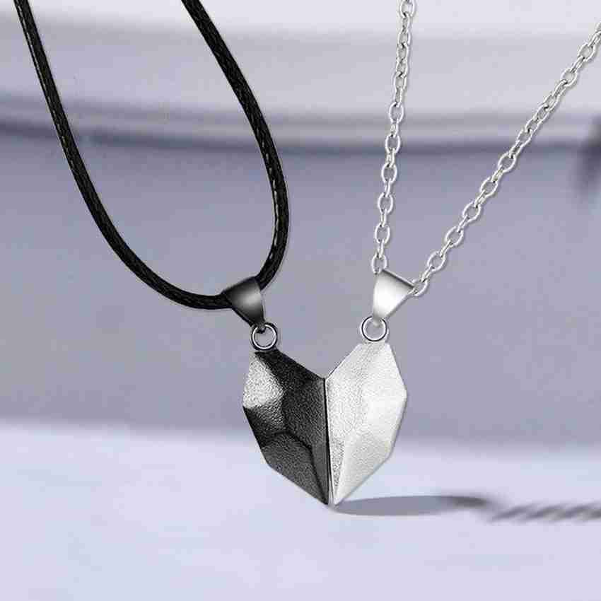 Rakkiss necklace store