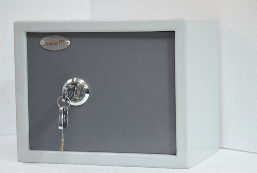 KIW SMALL LOCKER Safe Locker Price in India Buy KIW SMALL LOCKER Safe Locker online at Flipkart