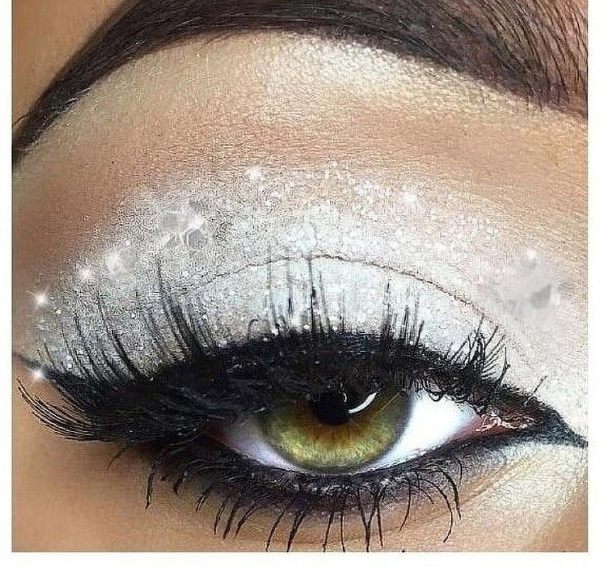 White Eye Makeup