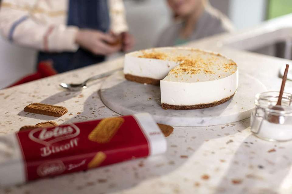 Lotus Biscoff The Original Caramelised Biscuit Packet Plain Biscuit ...