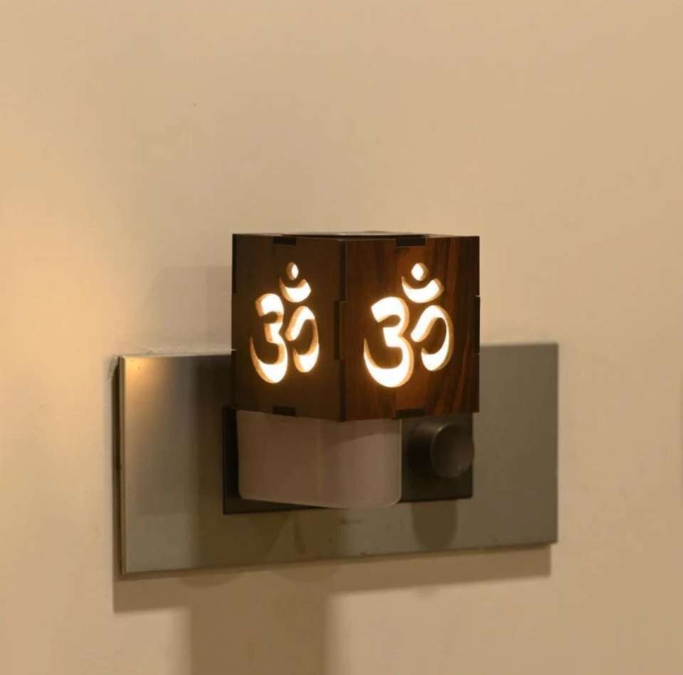 Gojeeva Electrical Camphor Carved Pattern Wooden Kapoor Dani Wooden ...