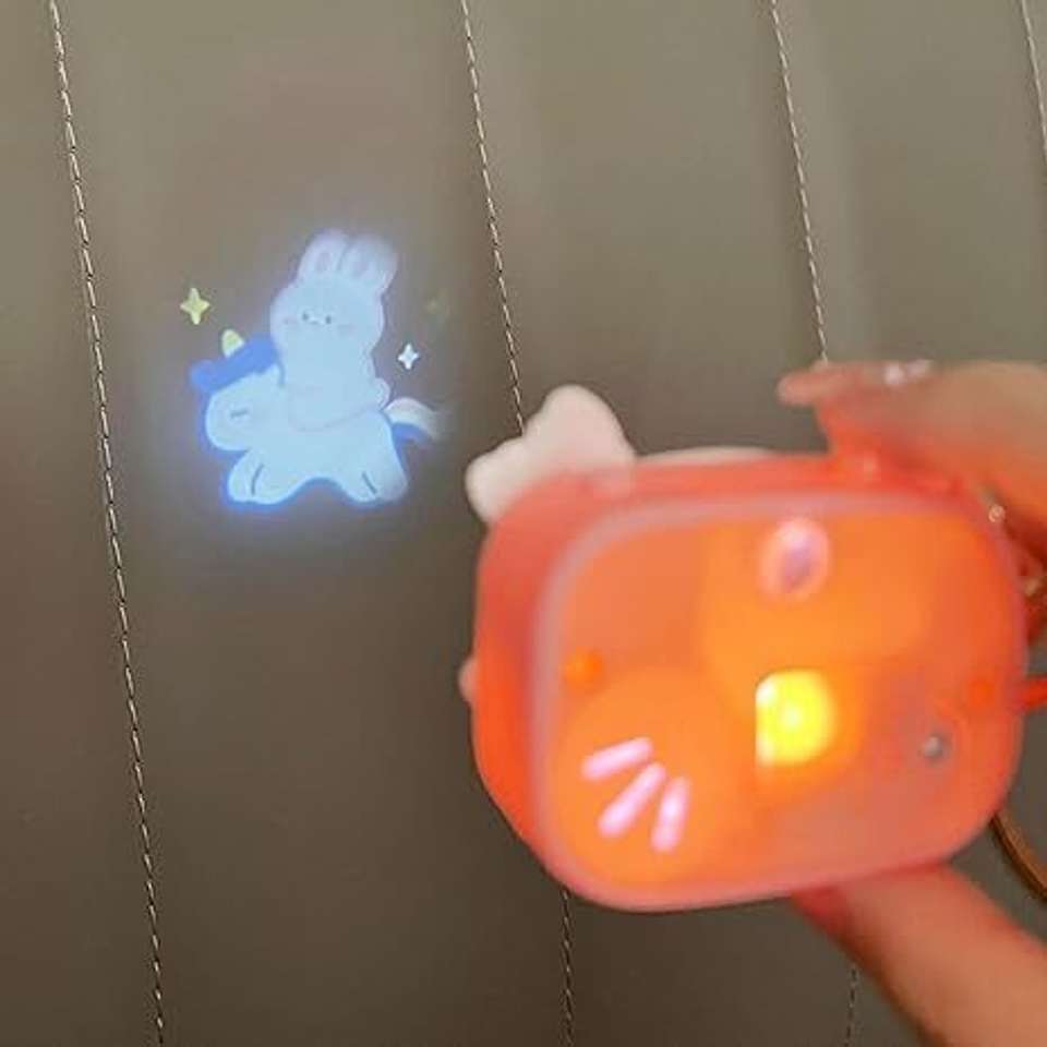 MAAGHI Stylish Camera Keychain with Built-in Projector For Kids Key ...