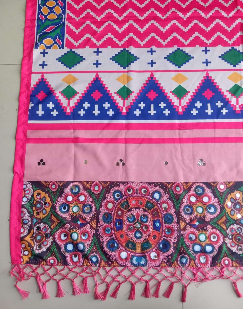 Shubh-Viyan Textiles Self Design, Leheriya, Chevron/Zig Zag Semi ...