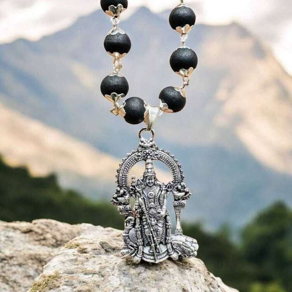 NAVYA ART Original Karungali Malai With God Murugan Locket For Men ...