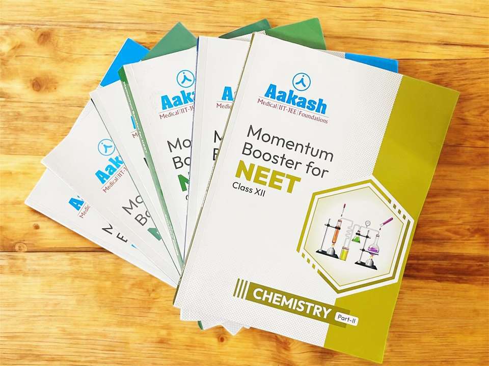Aakash Momentum Booster For NEET 2025 | Class 11 & 12 | Set Of 6 Books ...