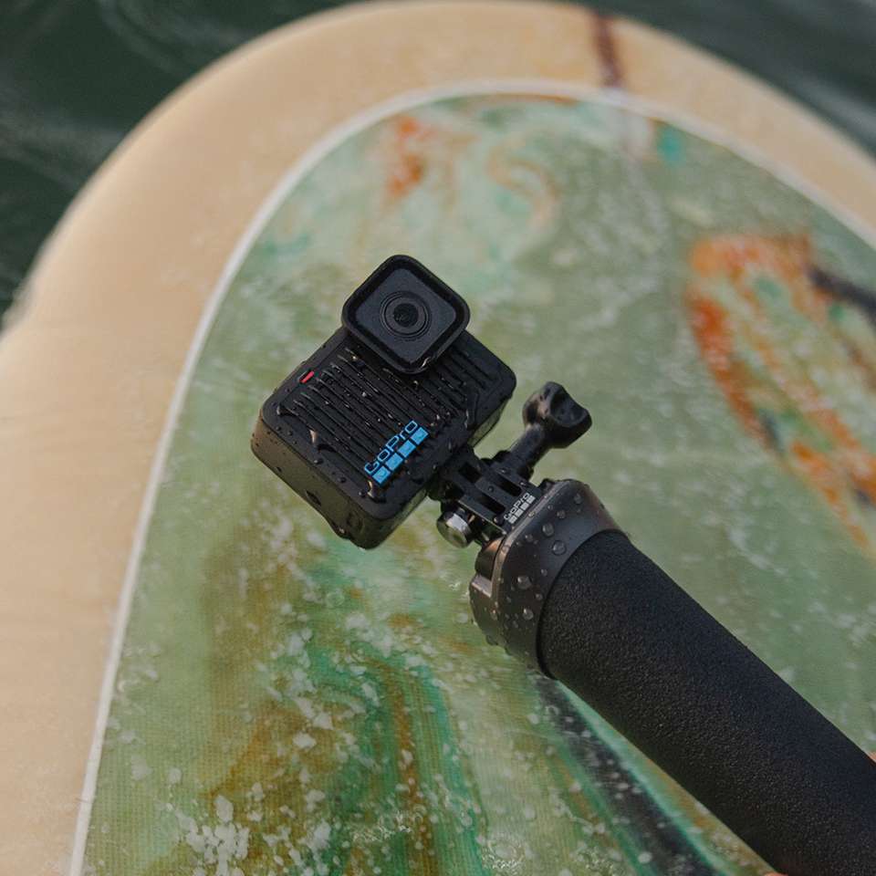 GoPro HERO Compact Waterproof with 4K Ultra HD Video, Touch Screen ...