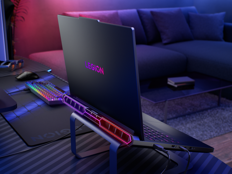 Lenovo Legion Pro 7 WQXGA OLED Intel Core Ultra 9 275HX - (32 GB/1 TB ...