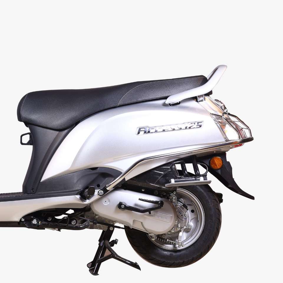 FAVOURITE AUTO ACCESSORIES New Access 125 All Round Guard Bike Crash ...