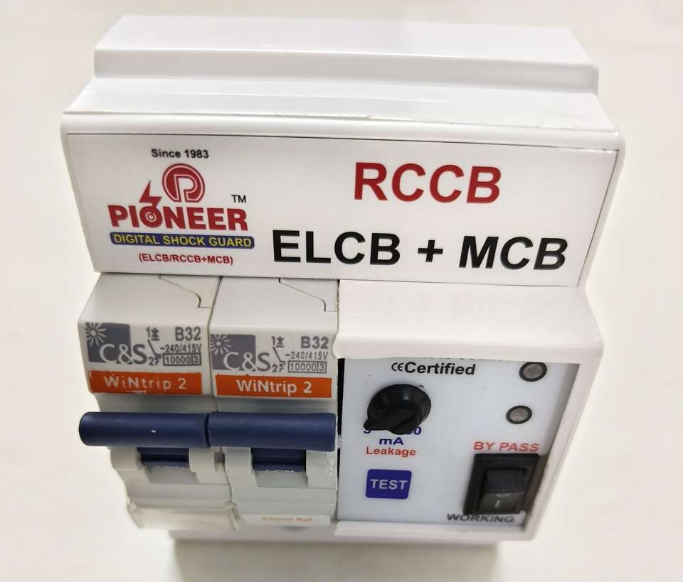 Pioneer Digital Shock Guard PIOMOD32 PIOMOD32 MCB Price in India - Buy ...