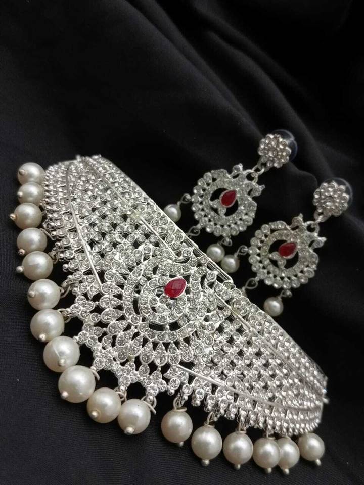 chokar set Zircon Alloy Necklace Set Price in India - Buy chokar set ...